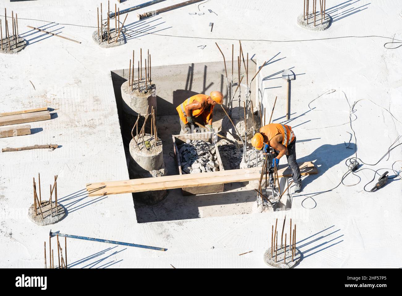 Shuttering concrete steel reinforcement rebar hi-res stock photography ...