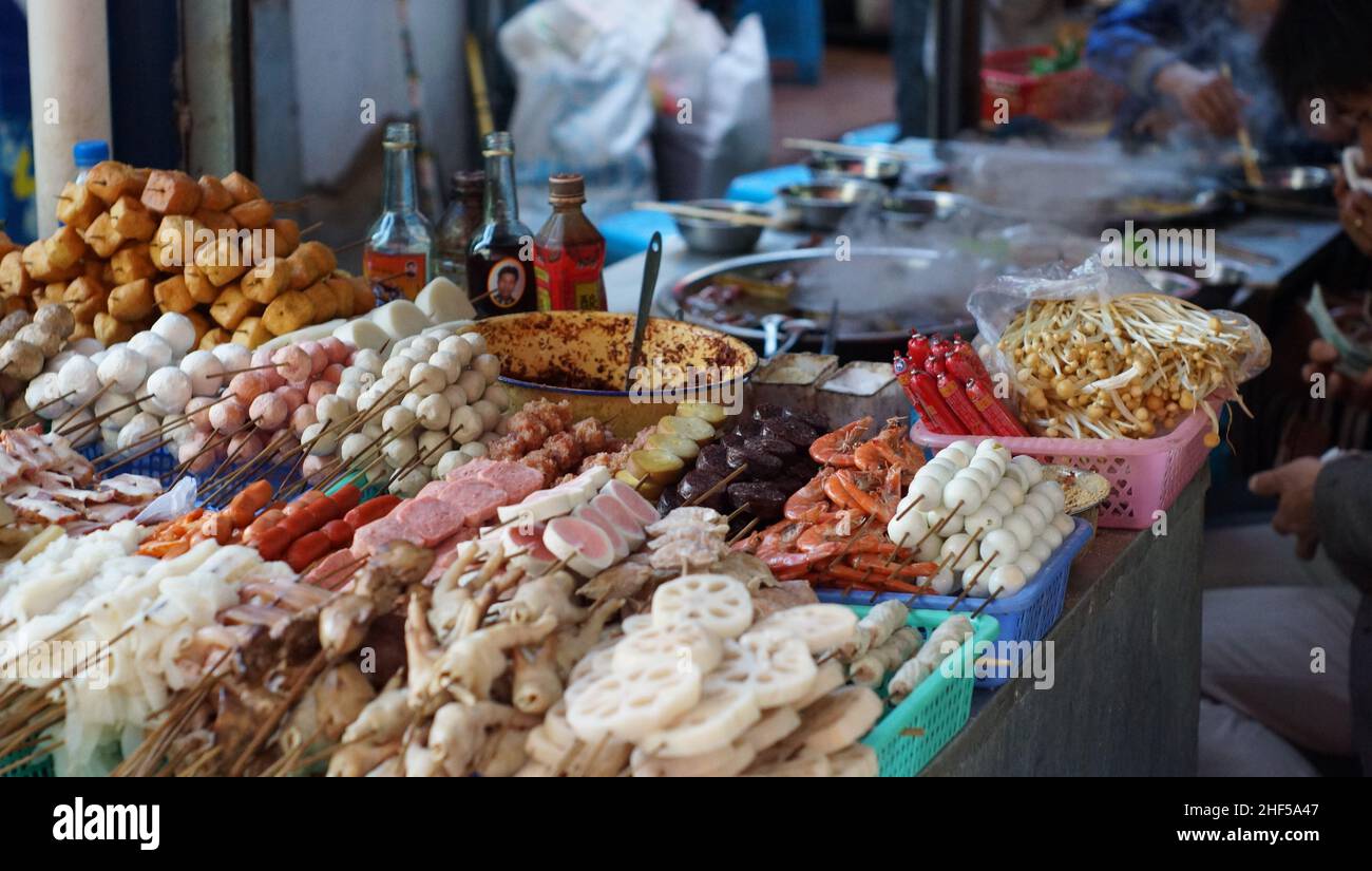 Street food in lijiang yunnan hi-res stock photography and images - Alamy