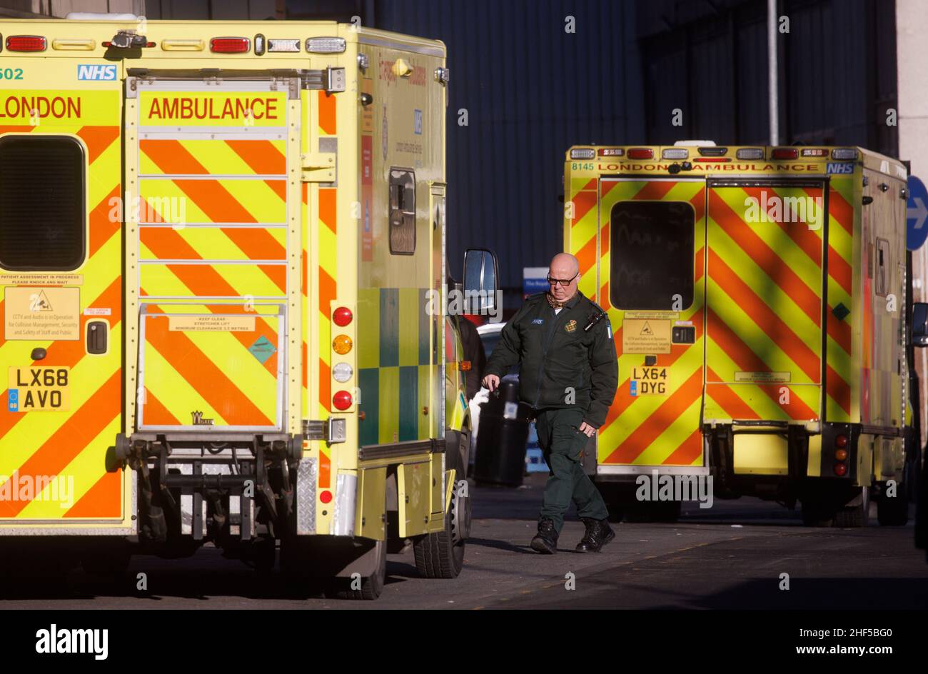 London, UK. 14th Jan, 2022. Lines of ambulances and patients arriving ...