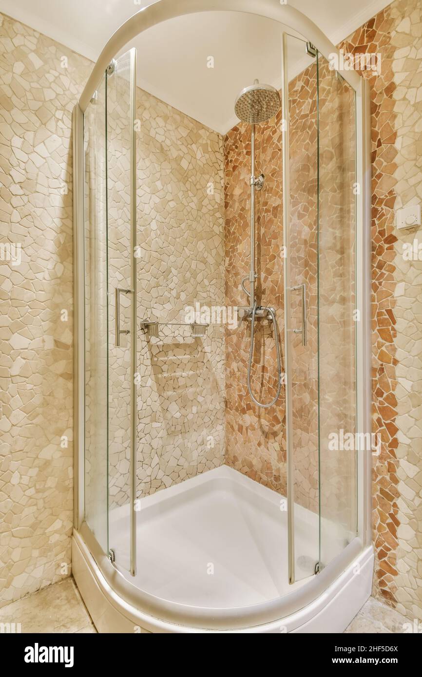 Nice bathroom hi-res stock photography and images - Alamy