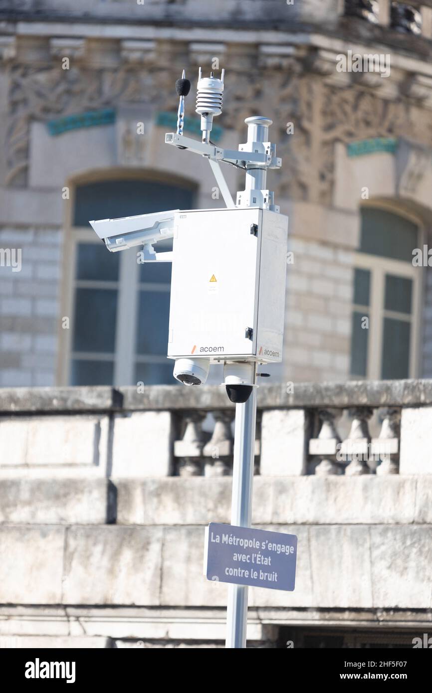 Launch of the noise radar experiment in Nice, France on January 14 ...