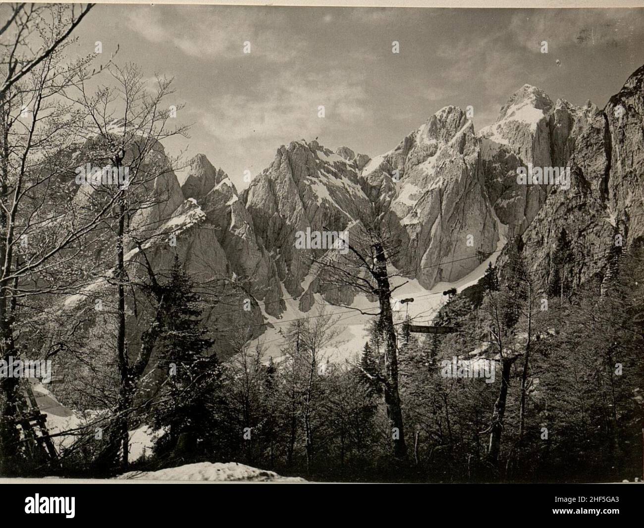 Seilbahn Prasnik, im Hintergrunde Wischberggruppe. Aufgenommen am 22 ...