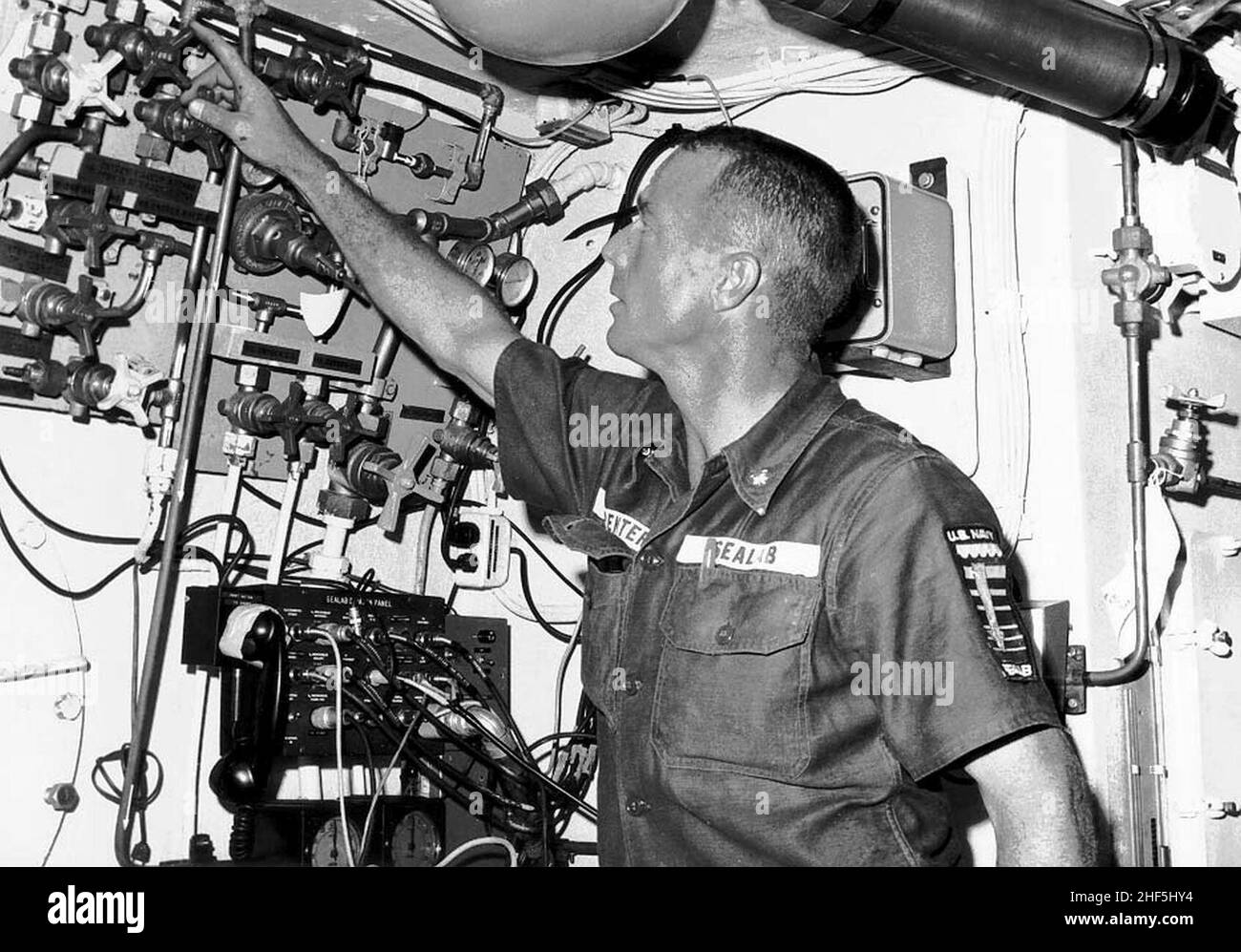 Scott Carpenter in SEALAB II Stock Photo - Alamy