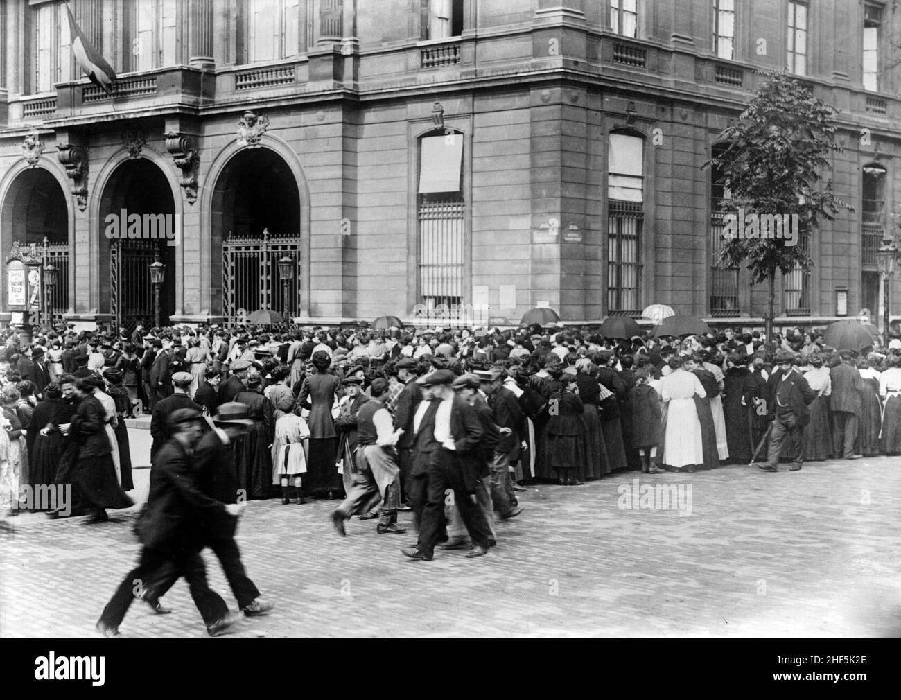 Seeking relief hi-res stock photography and images - Alamy