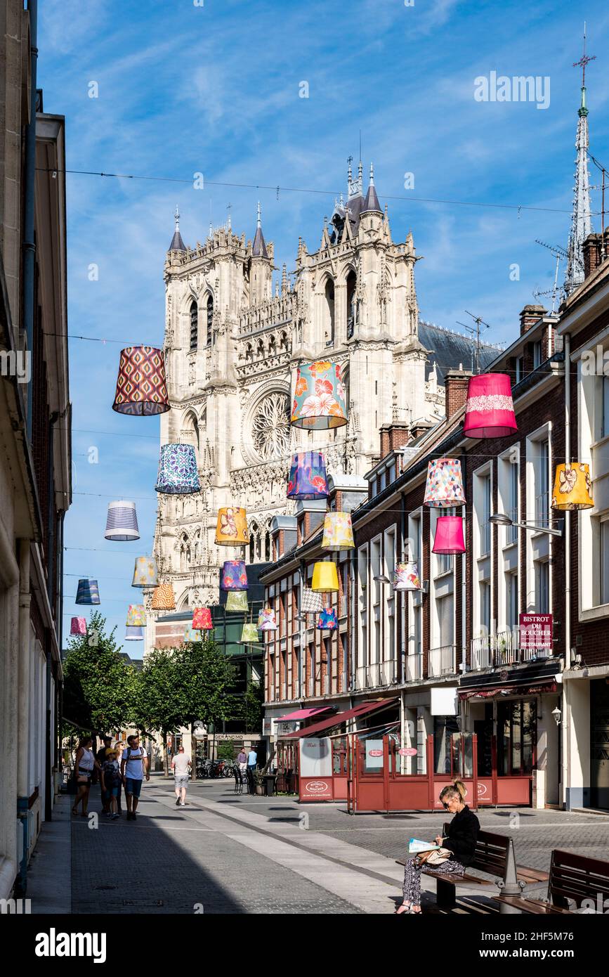 Amiens street hi-res stock photography and images - Alamy