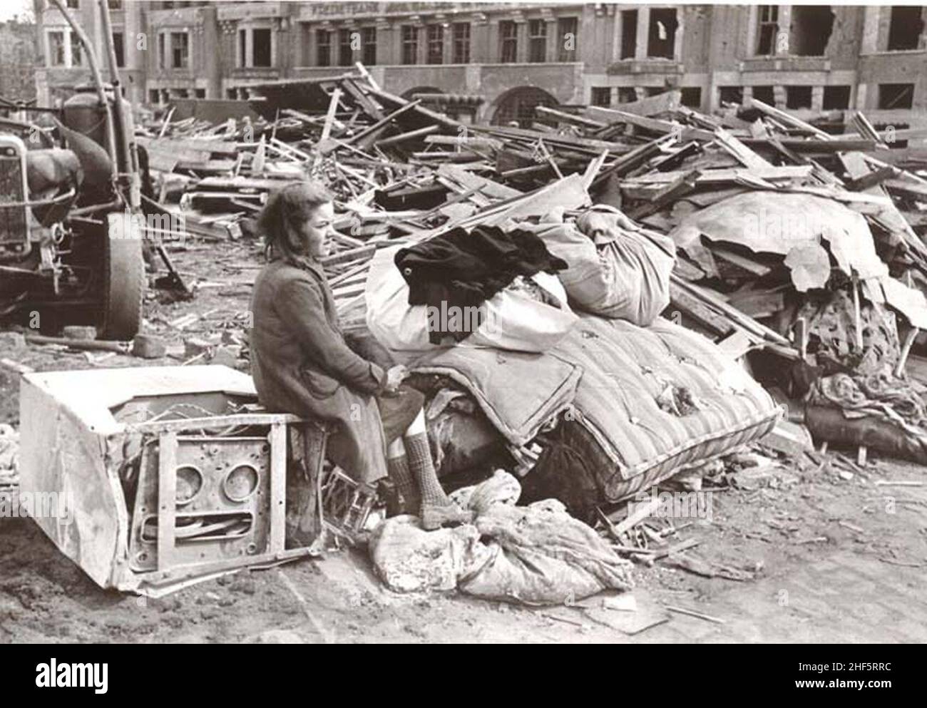 Schade (12), Mortsel 5 april 1943 Stock Photo - Alamy