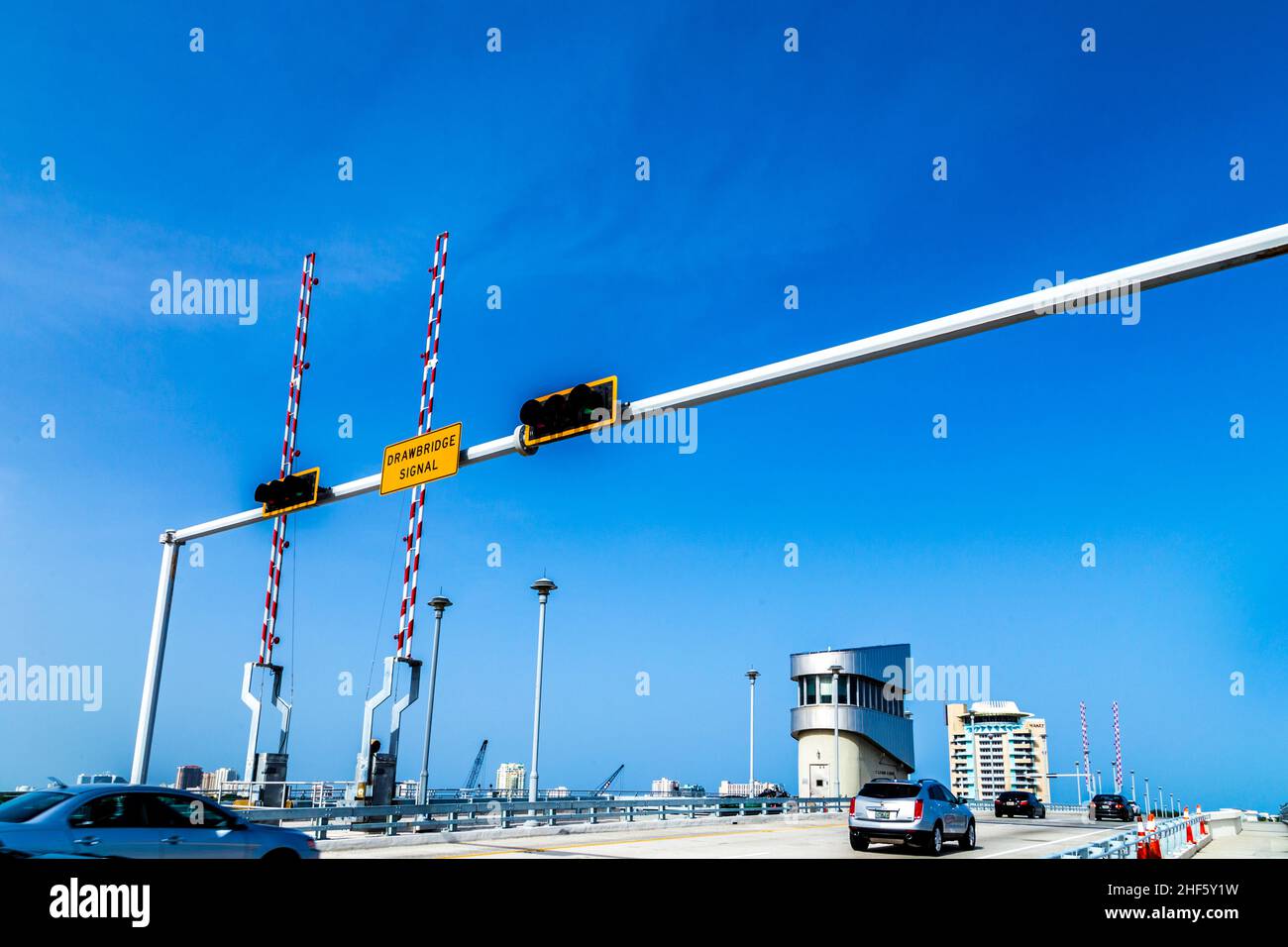 draw bridge at harbor in Fort Lauderdale, Florida Stock Photo - Alamy