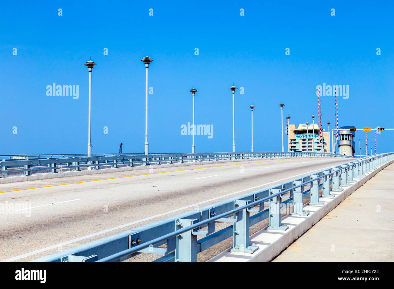 draw bridge at harbor in Fort Lauderdale, Florida Stock Photo - Alamy