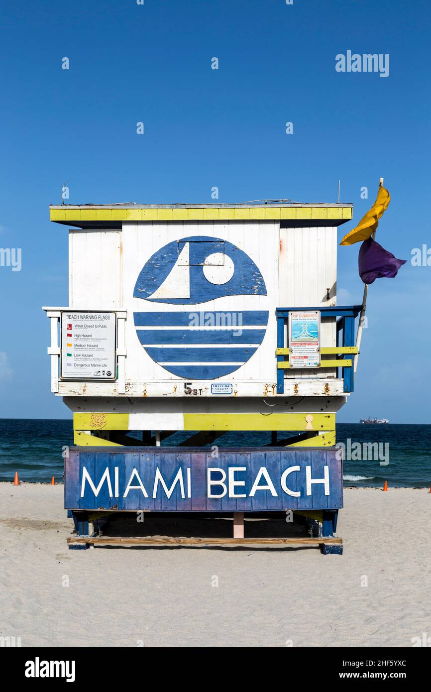 Miami Beach sign on lifeguard hut Stock Photo - Alamy