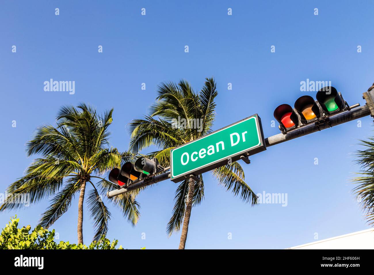 Street sign of famous street Ocean Drive in Miami South Beach Stock ...