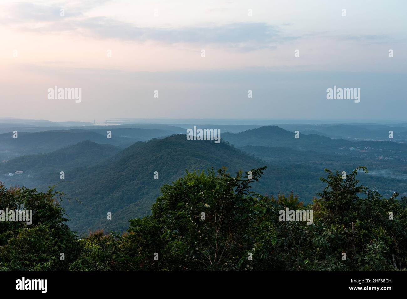 Magnificent view of sunset from Shri Siddhanath Temple in Borim, Ponda ...