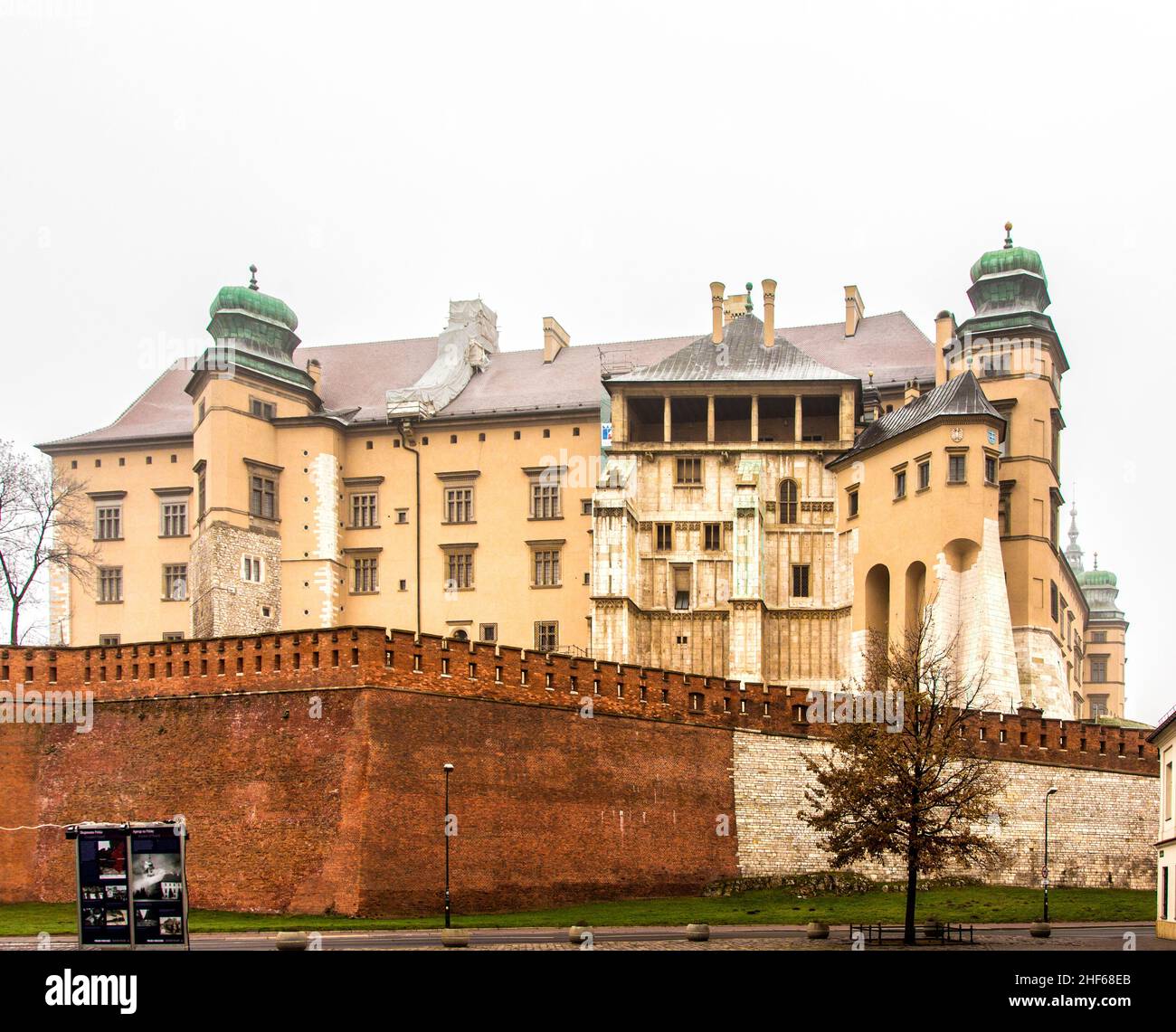 Wavel castle hi-res stock photography and images - Alamy