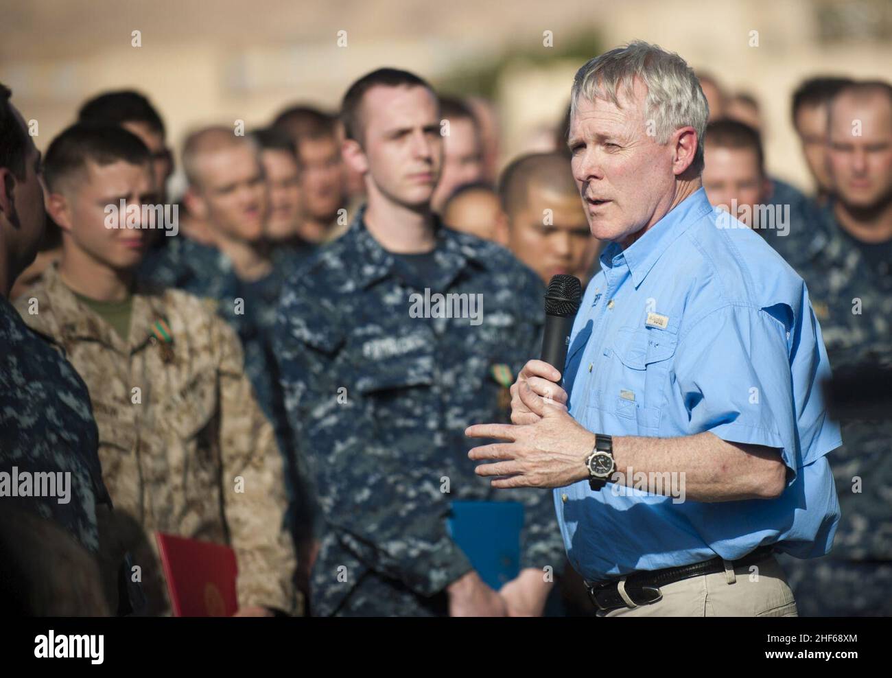 SECNAV Ray Mabus speaks to Sailors and Marines aboard USS New Orleans ...