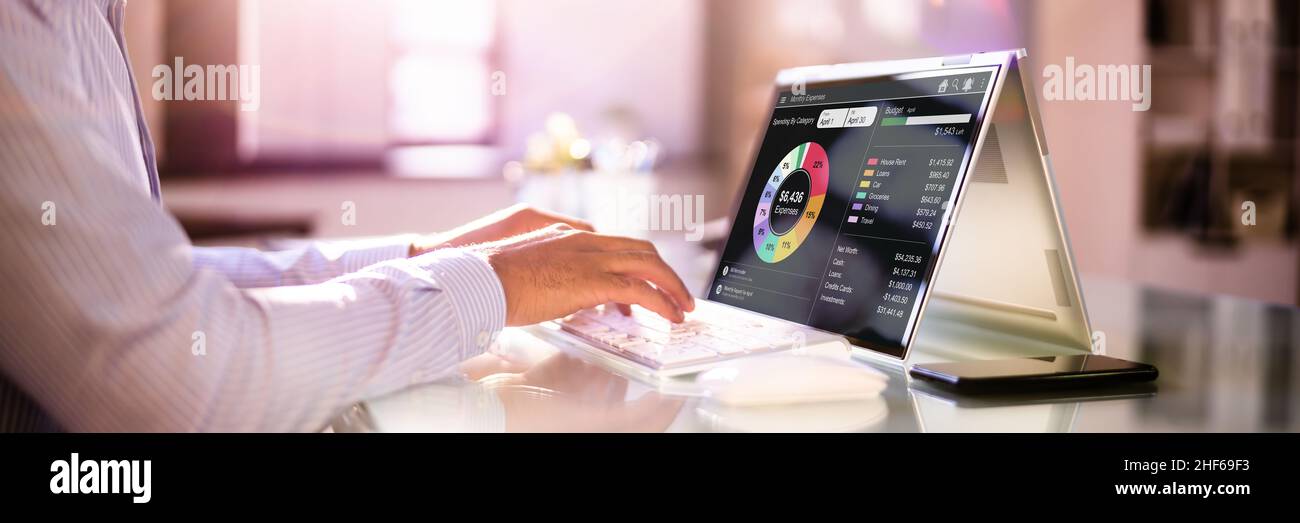 Computer App For Money, Budget And Expense Tracking Stock Photo - Alamy