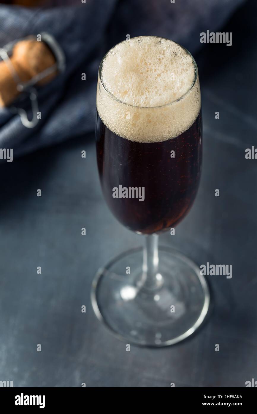 Refreshing Cold Black Velvet Cocktail with Stout and Champagne Stock ...