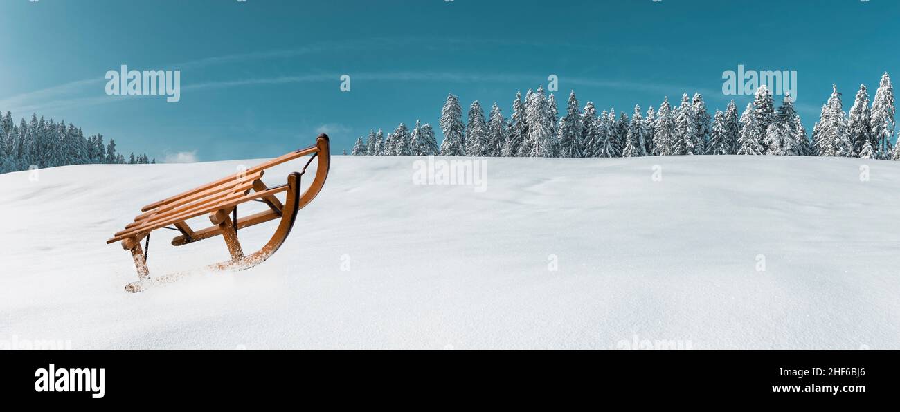 Wooden sledge hi-res stock photography and images - Alamy