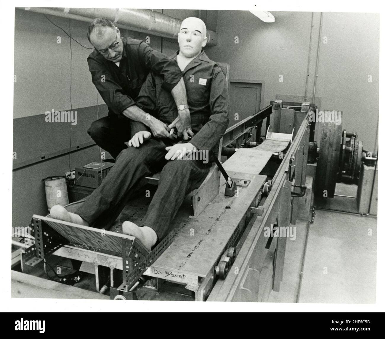 Seatbelt testing apparatus1 Stock Photo - Alamy