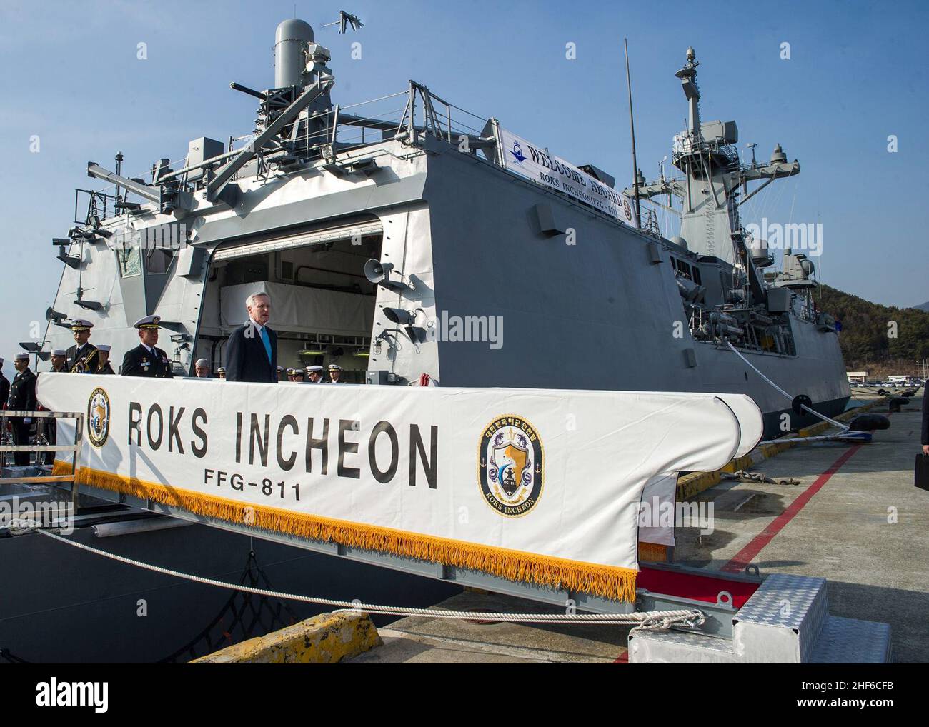 SECNAV departs ROKS Incheon (FFG-811 Stock Photo - Alamy