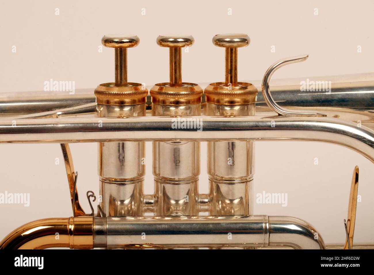 Cornet with two triggers for fine tuning. Silver plating and Brass mix ...