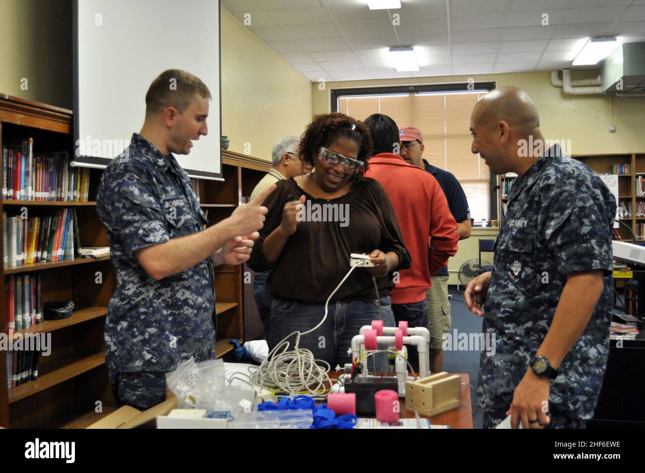 SeaPerch teaches teachers how to build underwater robots, raises STEM ...