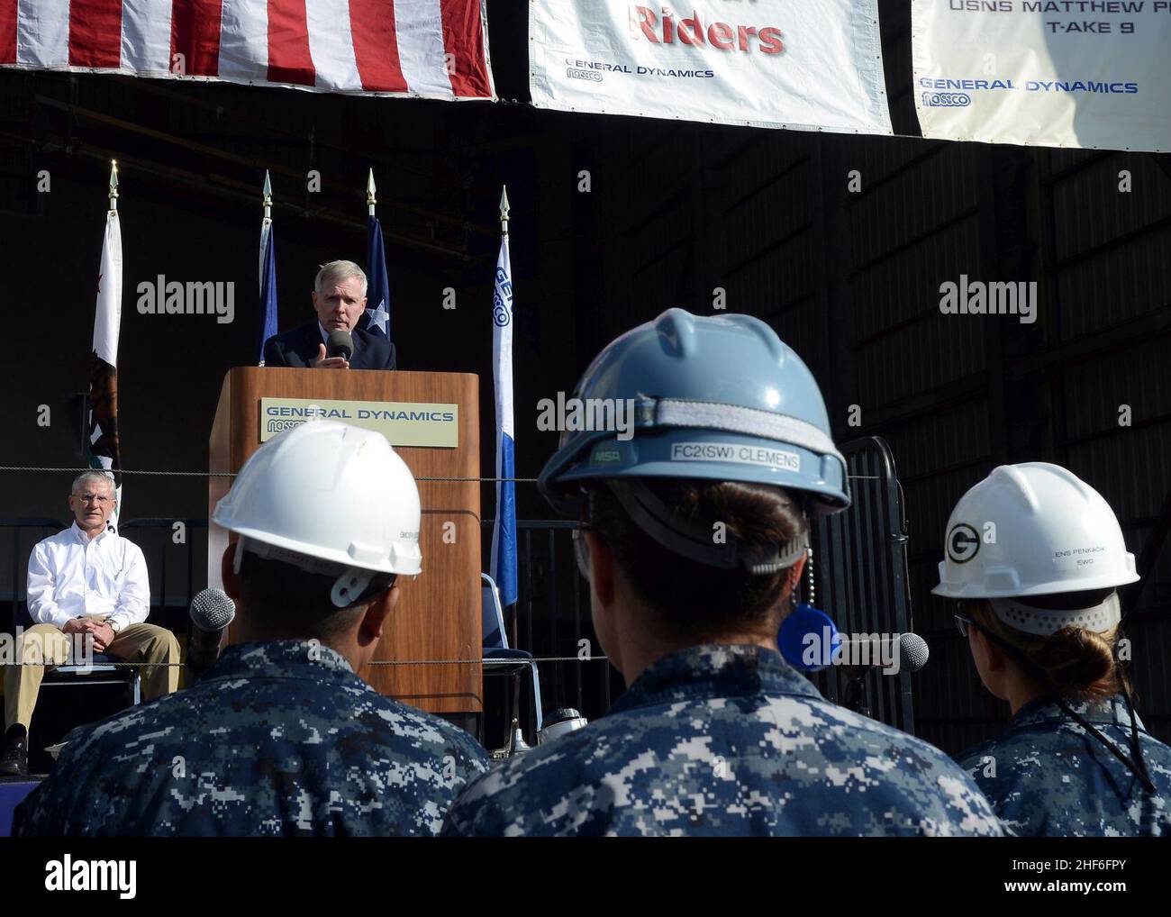 SECNAV visits with USS Green Bay 140109 Stock Photo - Alamy