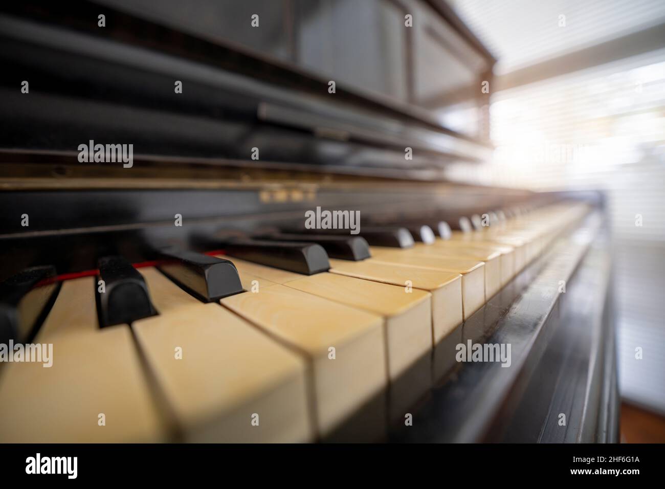Piano, keys, close-up Stock Photo - Alamy