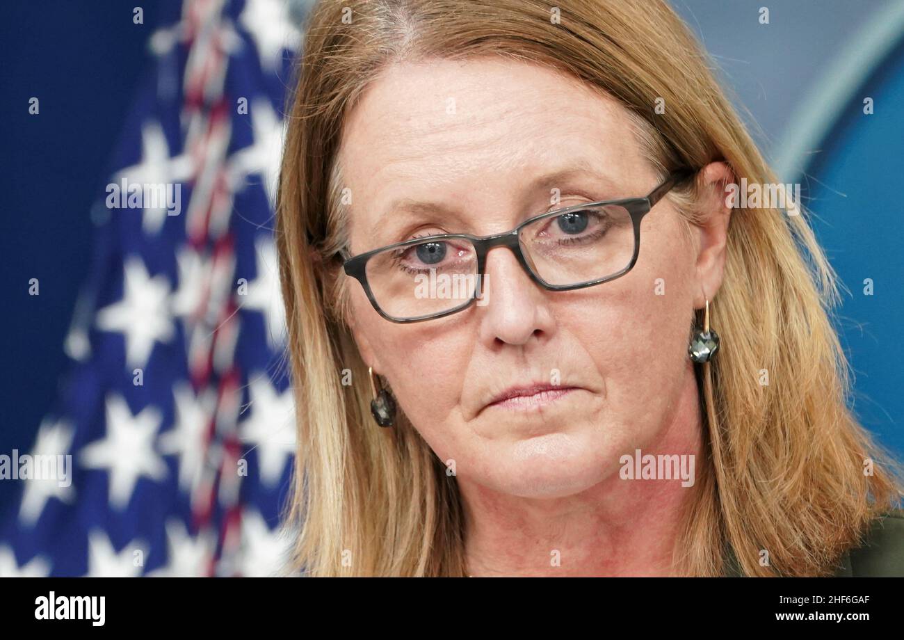 Fema administrator deanne criswell hi-res stock photography and images ...