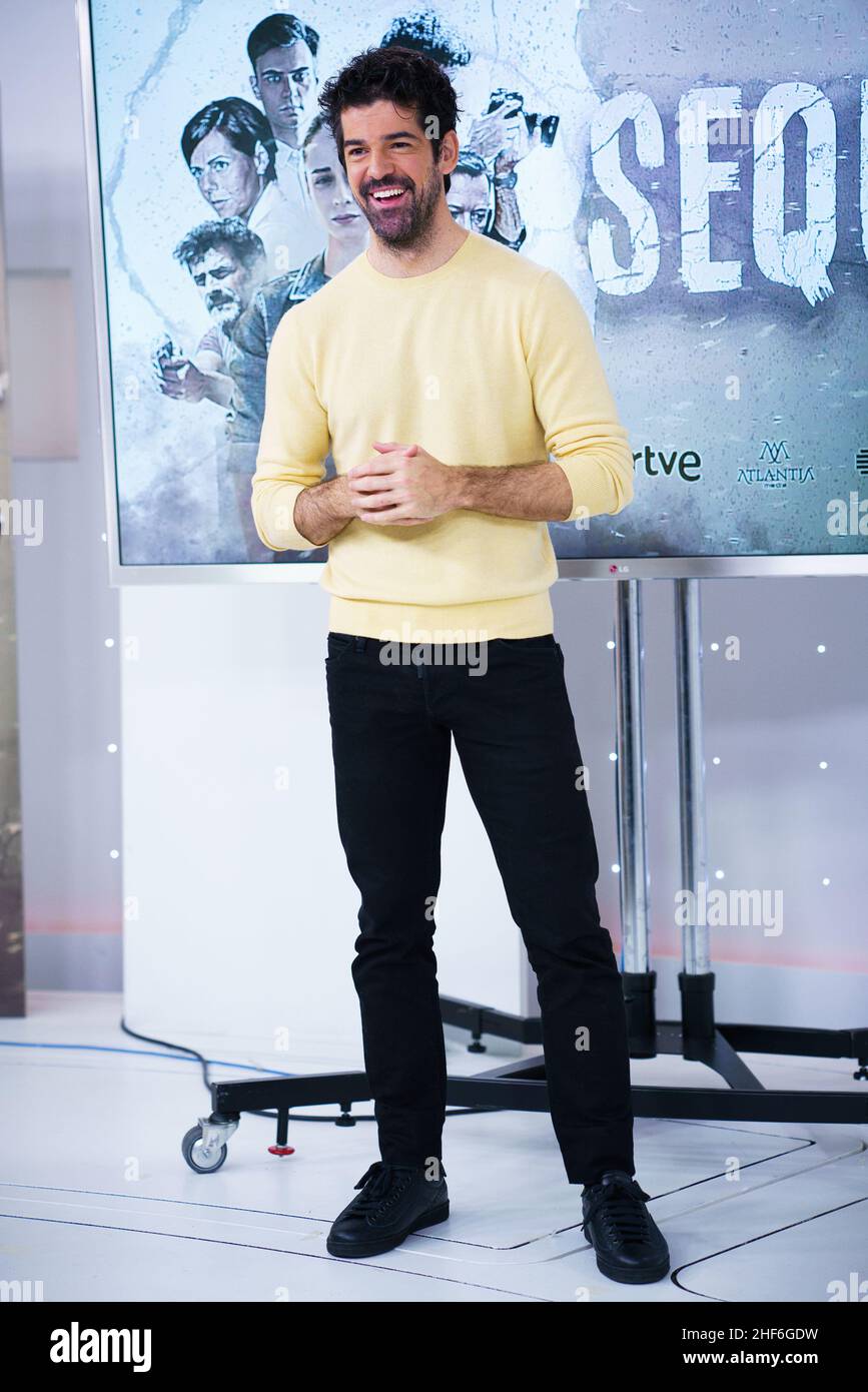 Actor Miguel Angel Munoz attends the 'Sequia' photocall at the RTVE ...