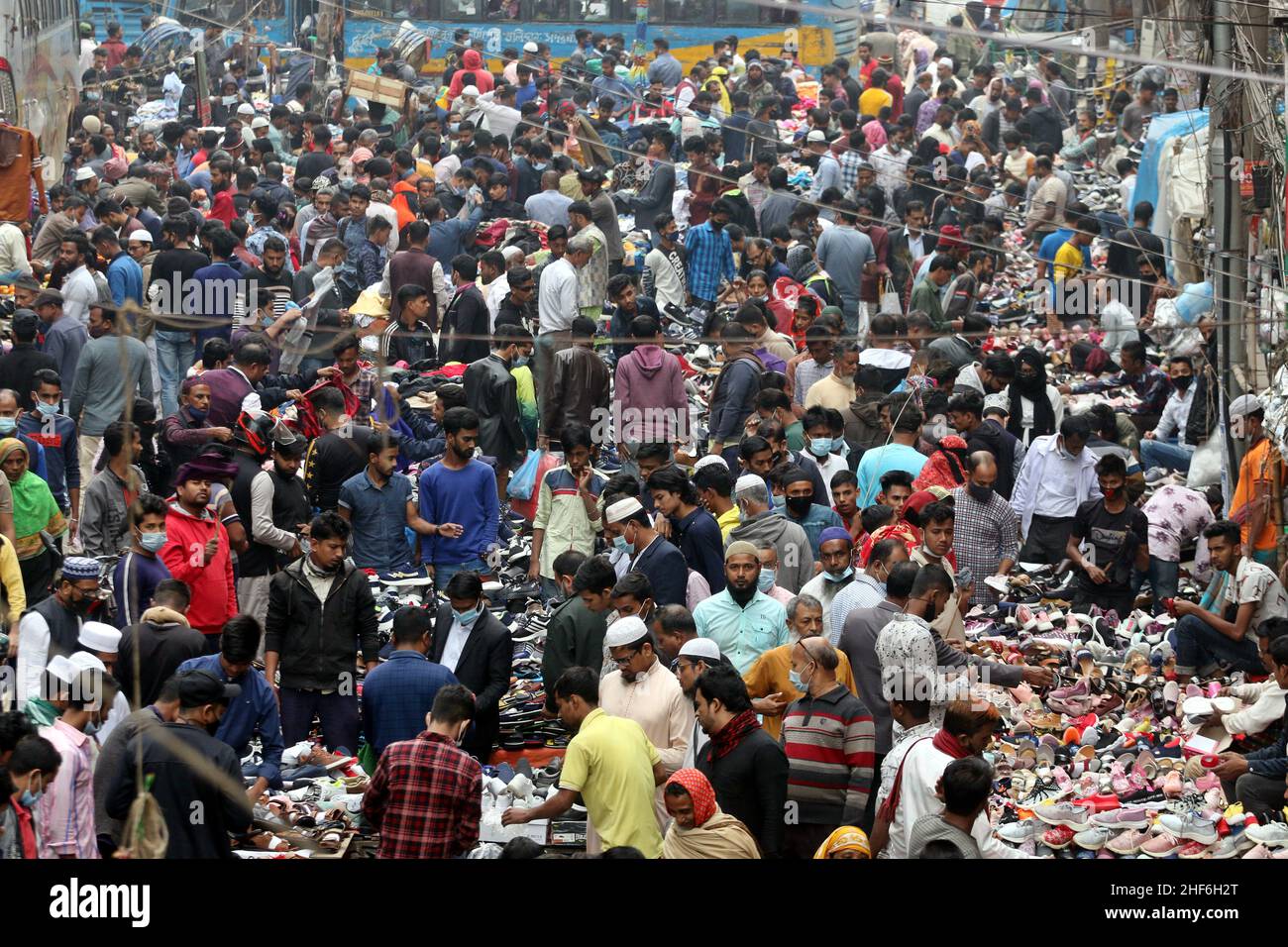 DHAKA,BANGLADESH,JANUARY,14,2022, People do not maintain social ...