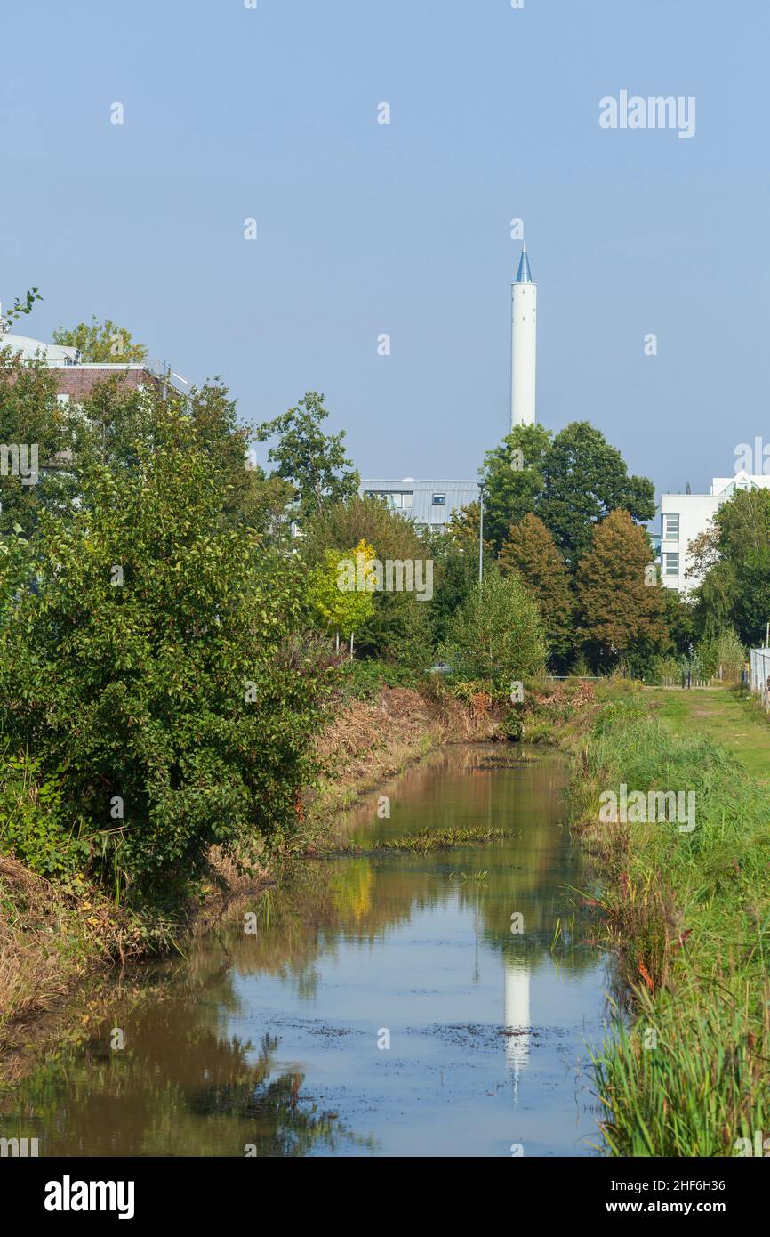 Microgravity drop tower hi-res stock photography and images - Alamy