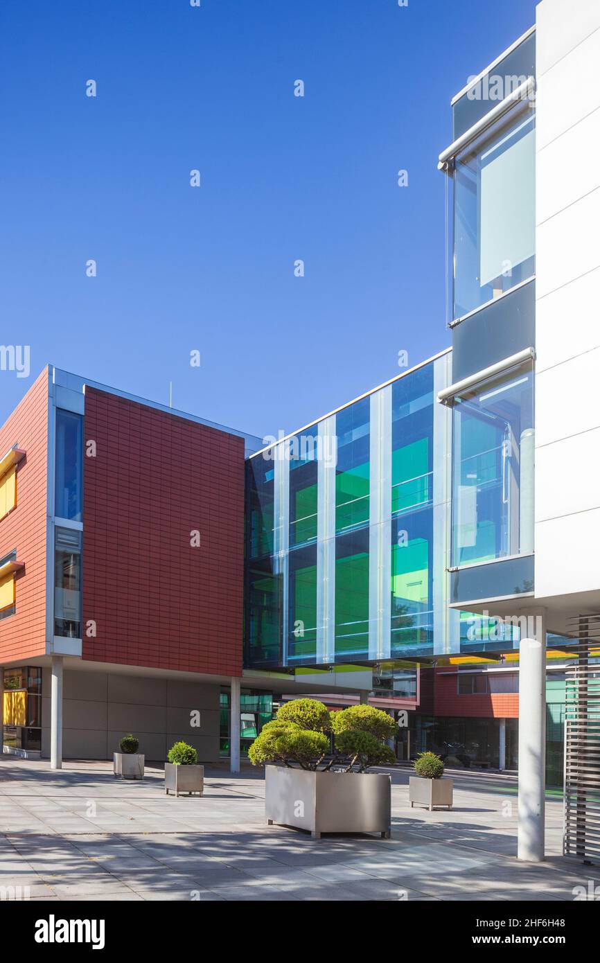 Fraunhofer institute for manufacturing technology and applied materials ...