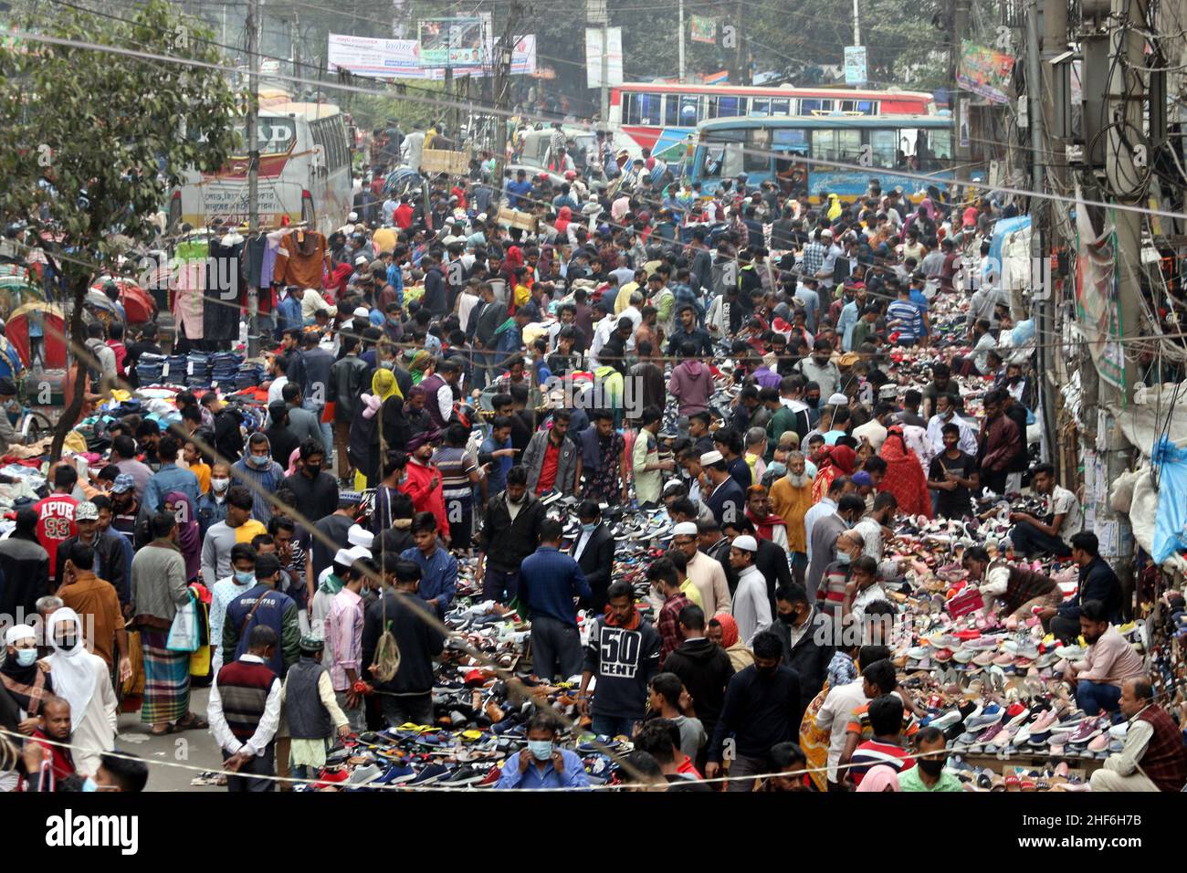 DHAKA,BANGLADESH,JANUARY,14,2022, People do not maintain social ...