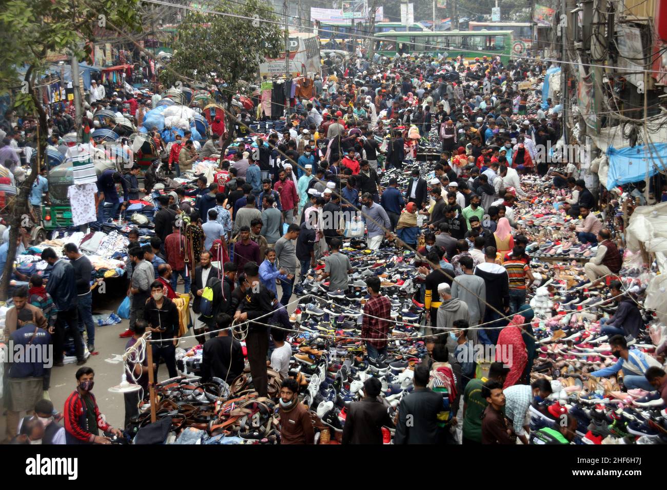 DHAKA,BANGLADESH,JANUARY,14,2022, People do not maintain social ...