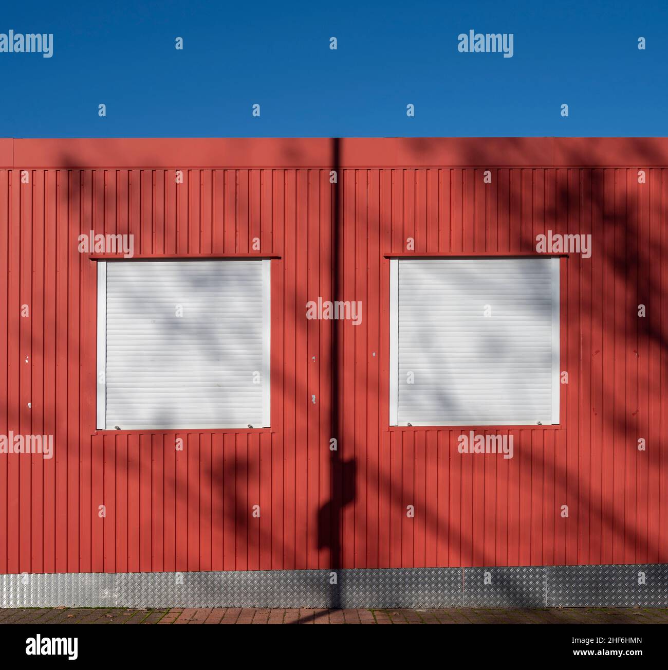 Corrugated blinds hi-res stock photography and images - Alamy