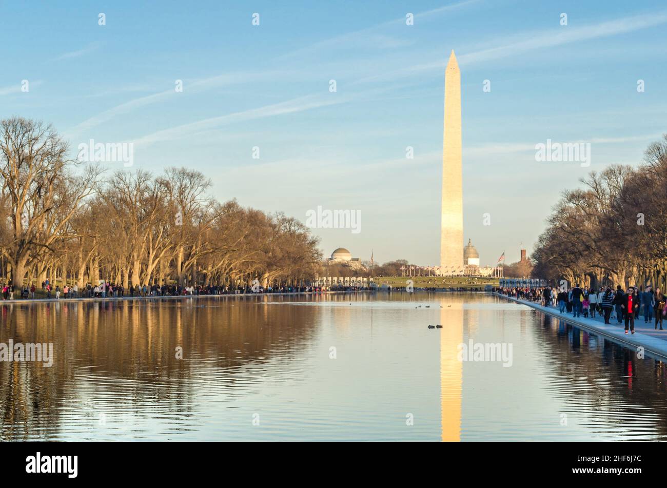 Freedom tower reflecting pool hi-res stock photography and images - Alamy