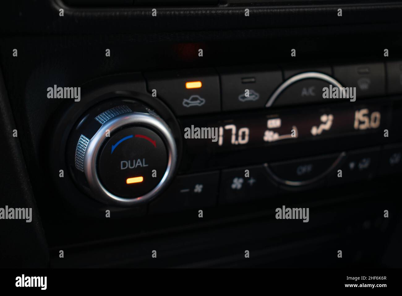 Car air conditioning unit hi-res stock photography and images - Alamy