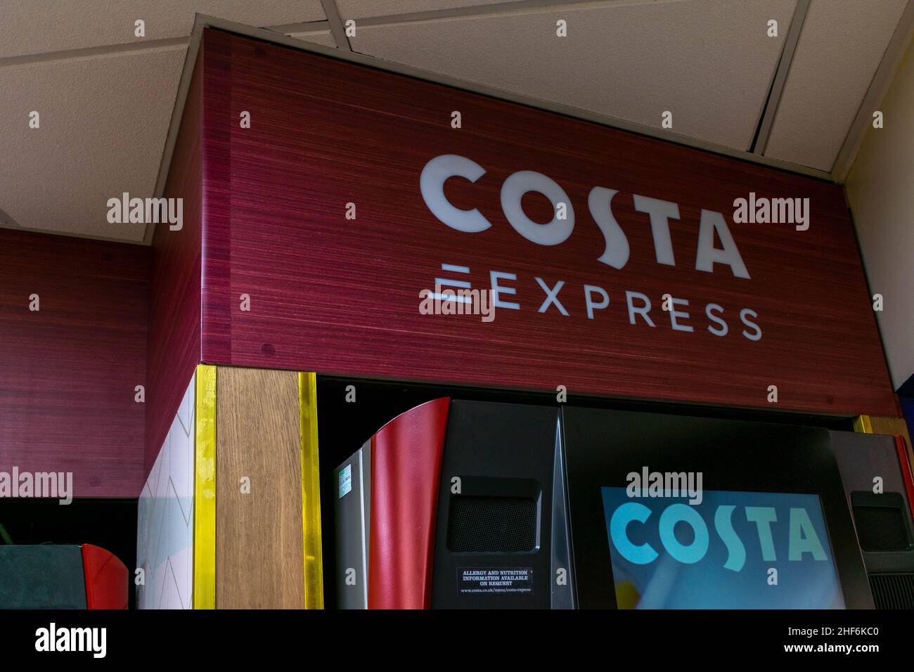 Self service coffee machine hi-res stock photography and images - Alamy