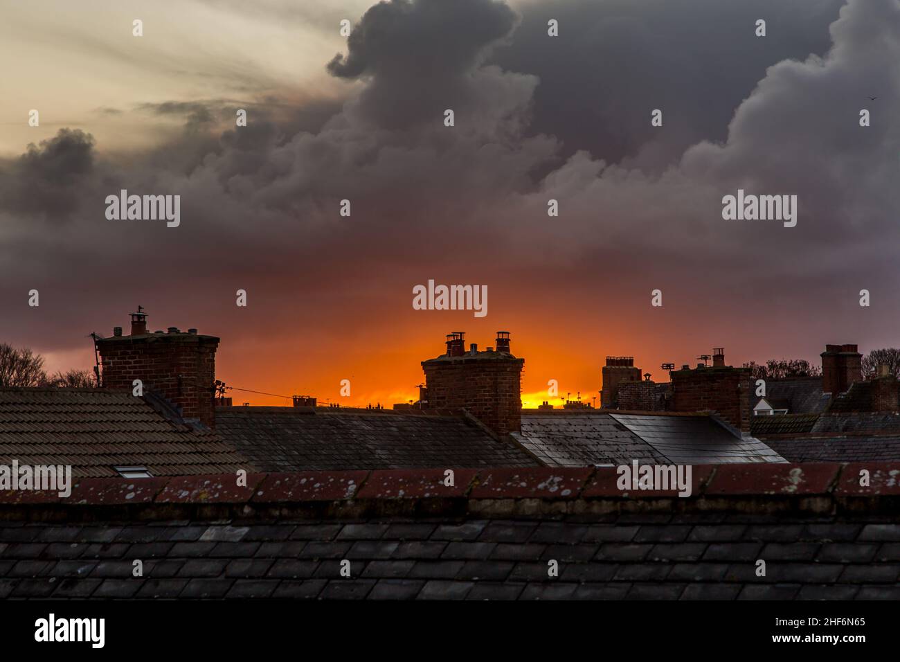 Menacing house hi-res stock photography and images - Alamy