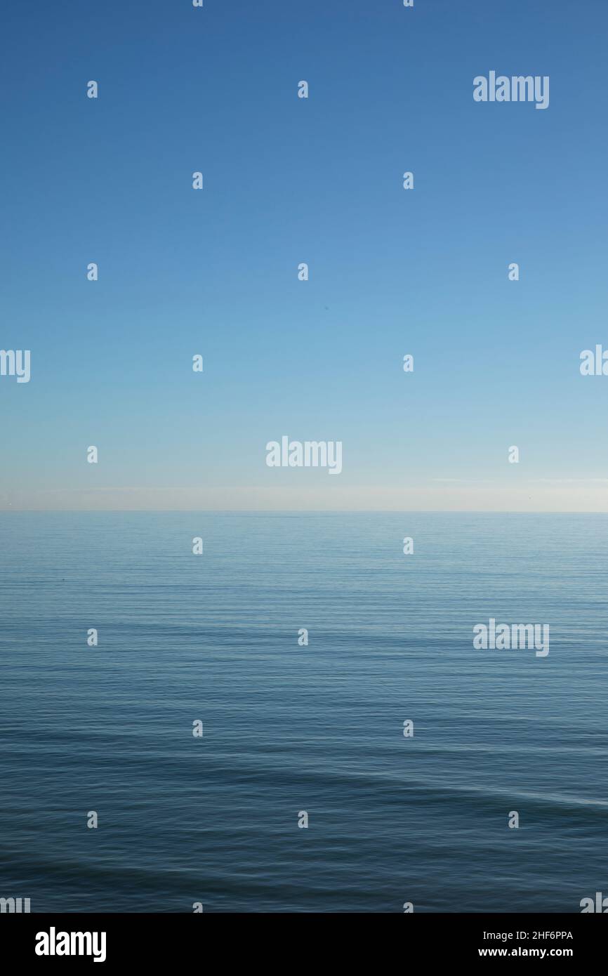 Water ocean sea blue sky coloured colour hi-res stock photography and ...