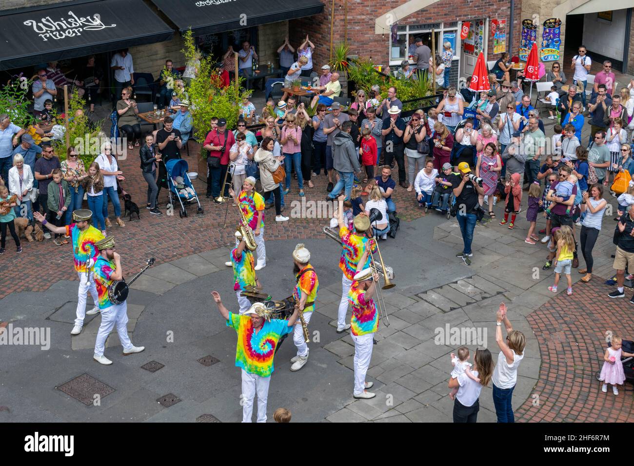 Lively festival hi-res stock photography and images - Alamy