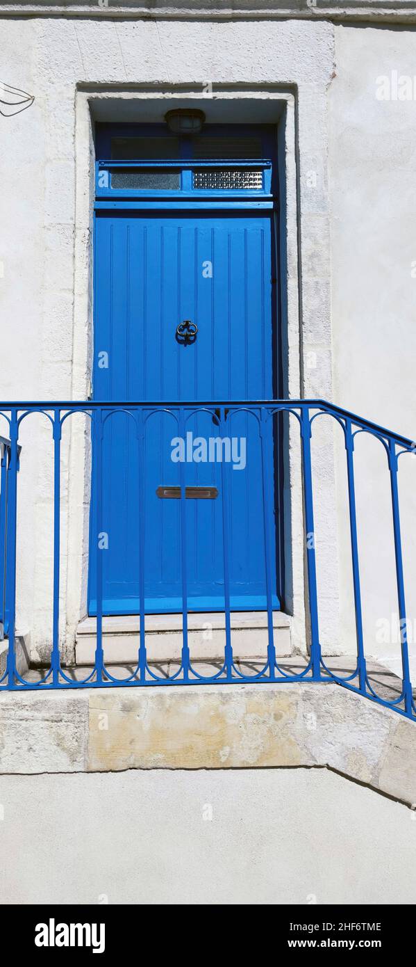 Blue railing hi-res stock photography and images - Alamy