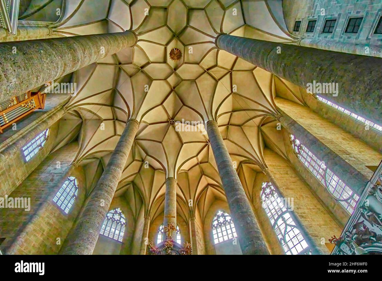 Gothic choir in the Franciscan Church in Salzburg's old town Stock ...