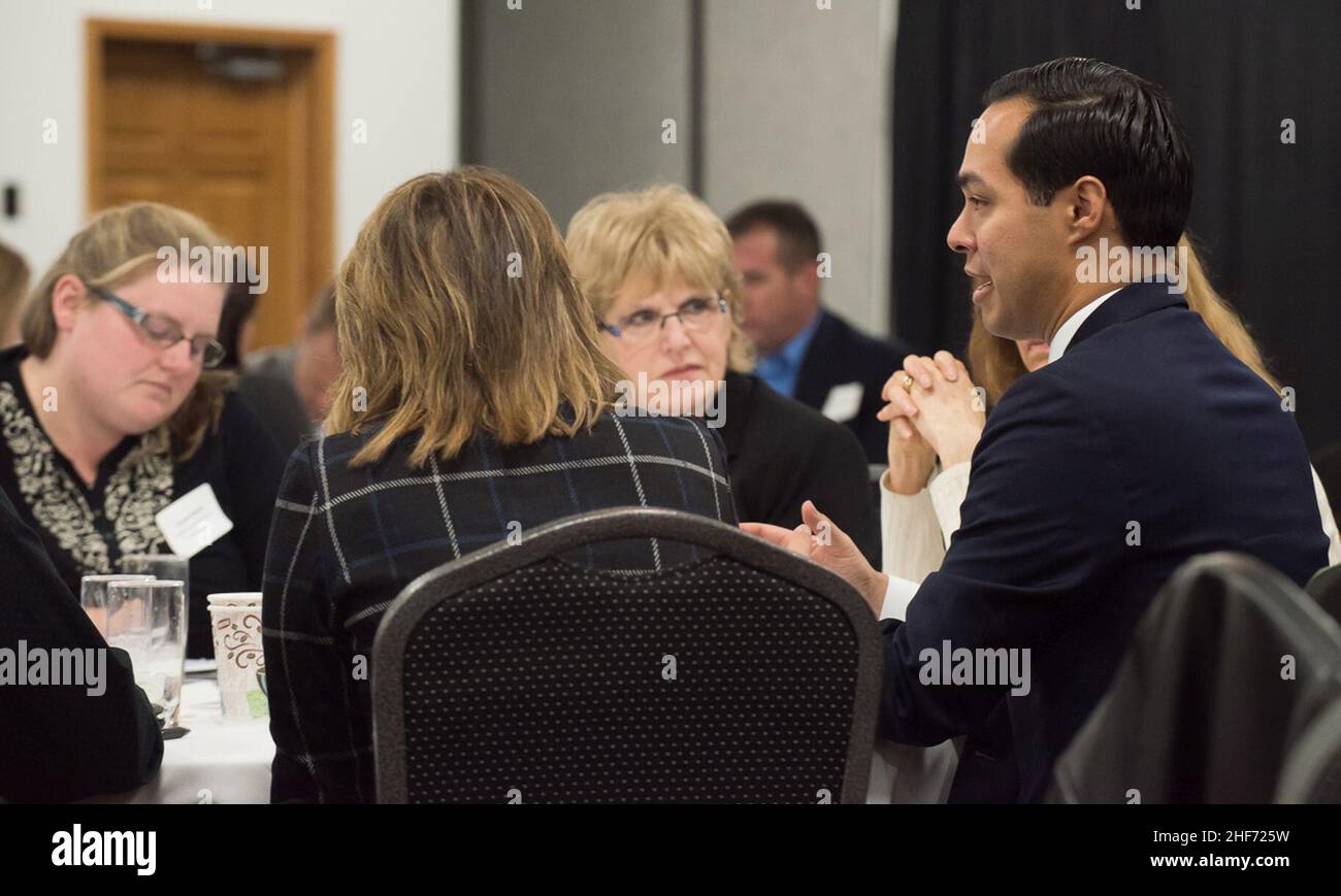 Secretary Castro at Hunger and Homelessness summit in Wisconsin ...