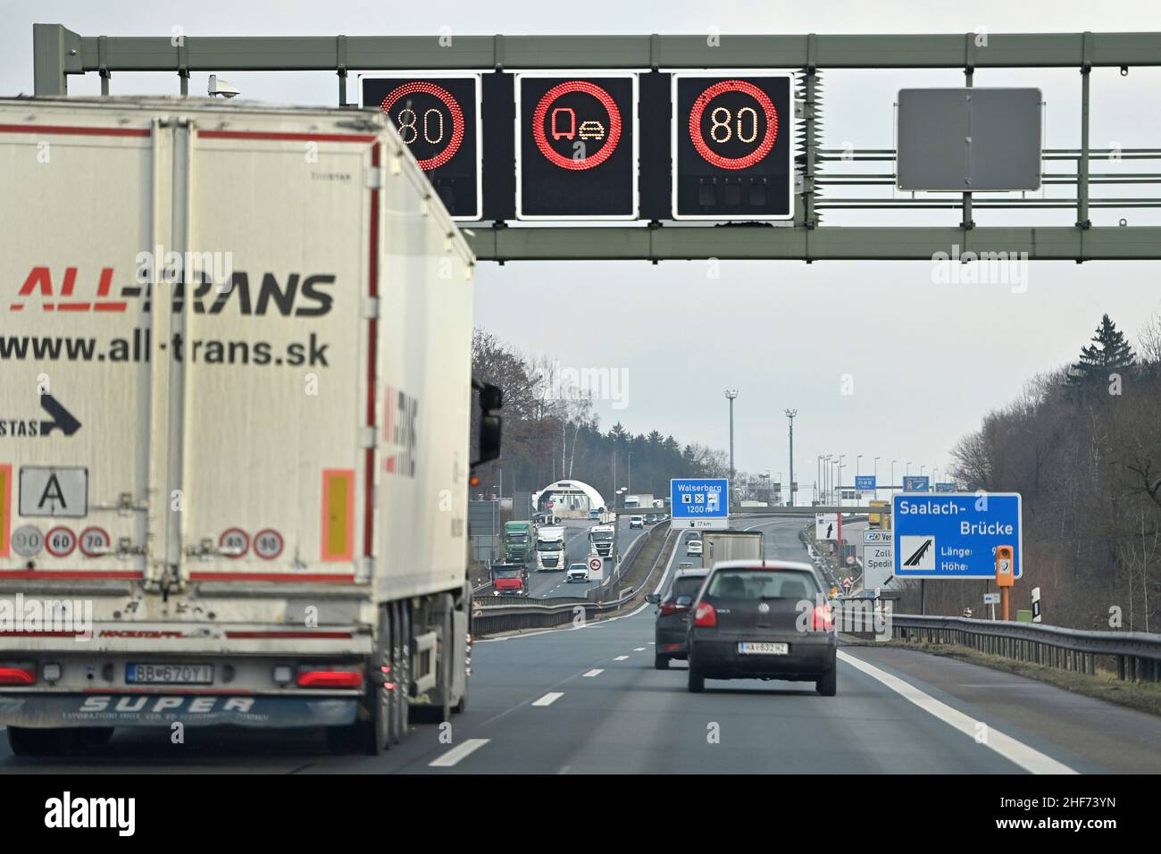 Austria germany motorway border crossing hi-res stock photography and ...