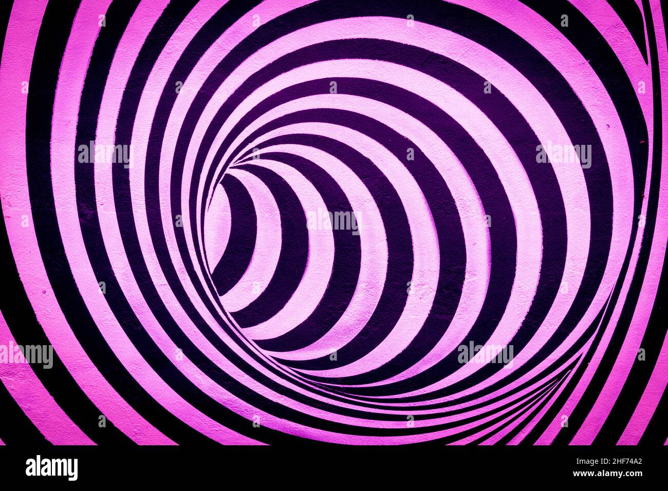 Hypnotized pattern hi-res stock photography and images - Alamy