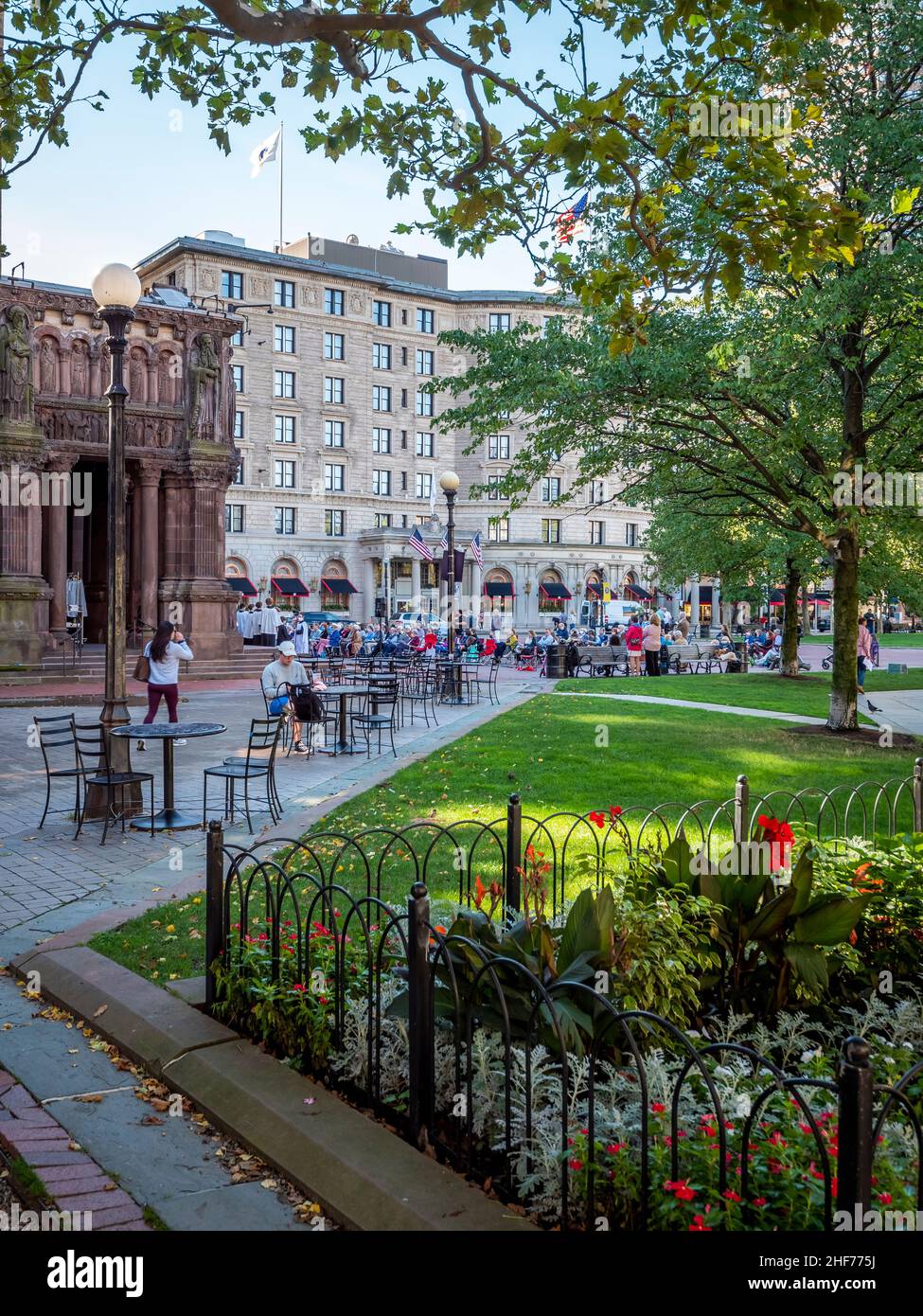 Boston public library copley square hi-res stock photography and images ...