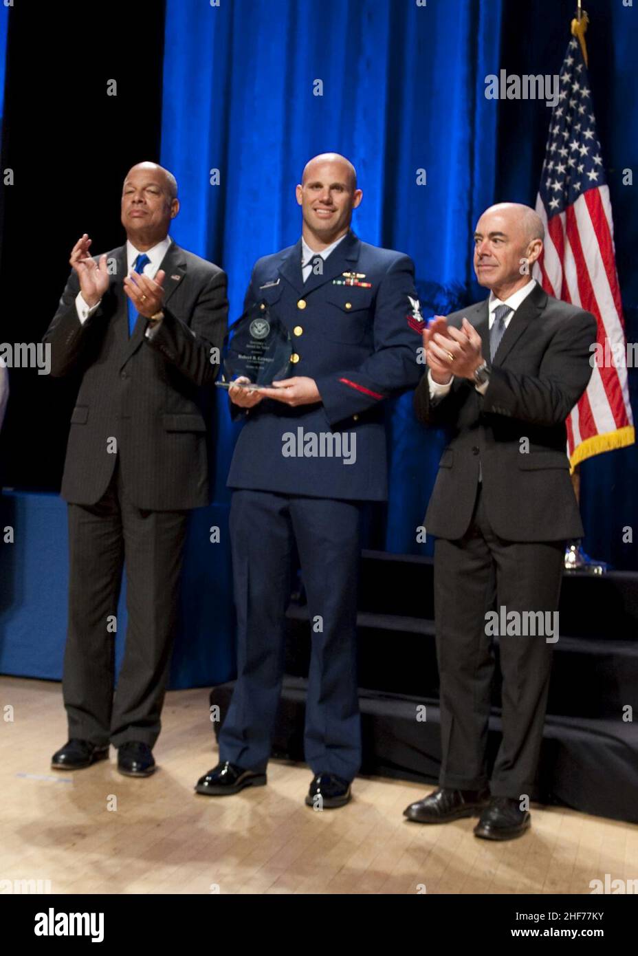 Award of valor hi-res stock photography and images - Alamy
