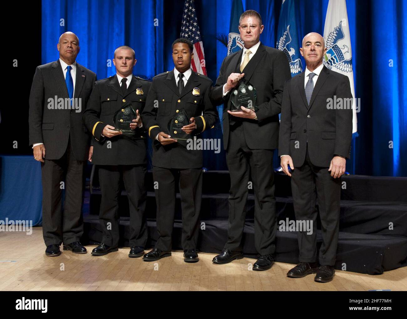 Award of valor hi-res stock photography and images - Alamy