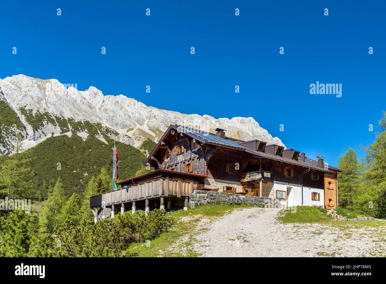 Hallerangerhaus in the Karwendel Mountains, Halleranger, Absam, Tyrol ...