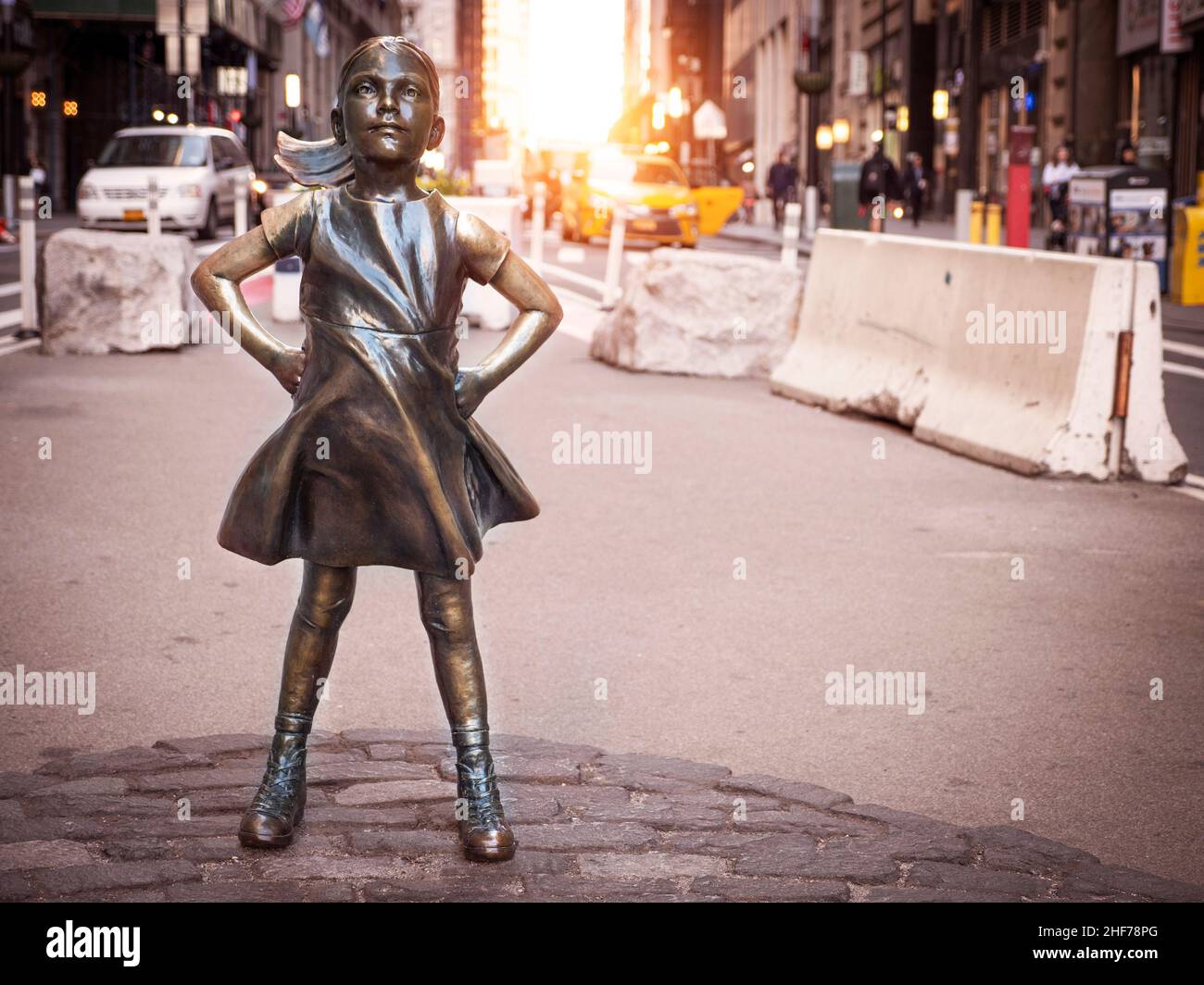The iconic Fearless Girls in New York city, USA Stock Photo - Alamy